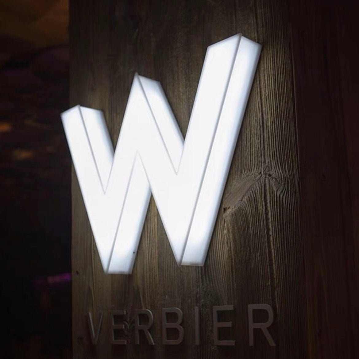 Custom Whole-Lit Dimensional Acrylic Signs for Interiors ...